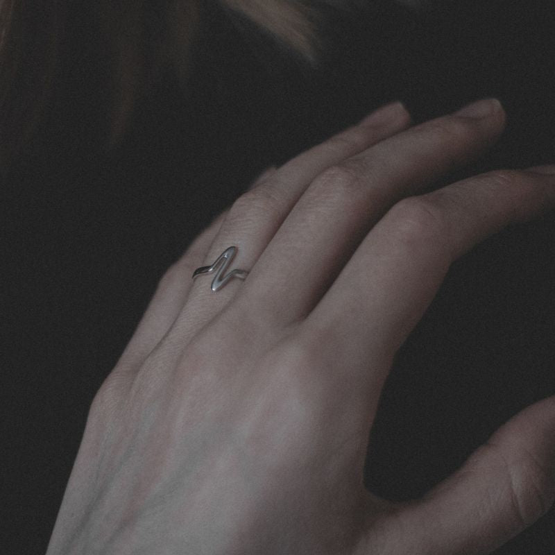 Pulse Ring – Veel Jewelry